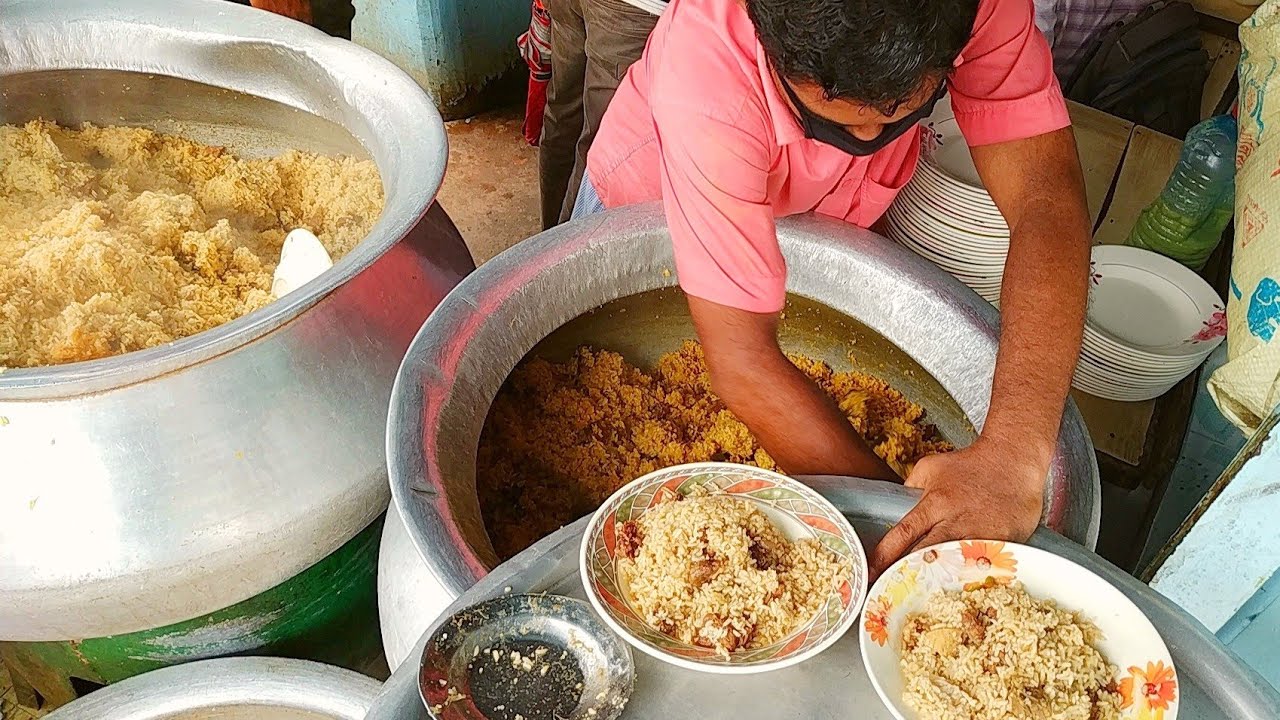 Royal Biryani | Best Biryani in The City of Dhaka | Roadside Famous ...