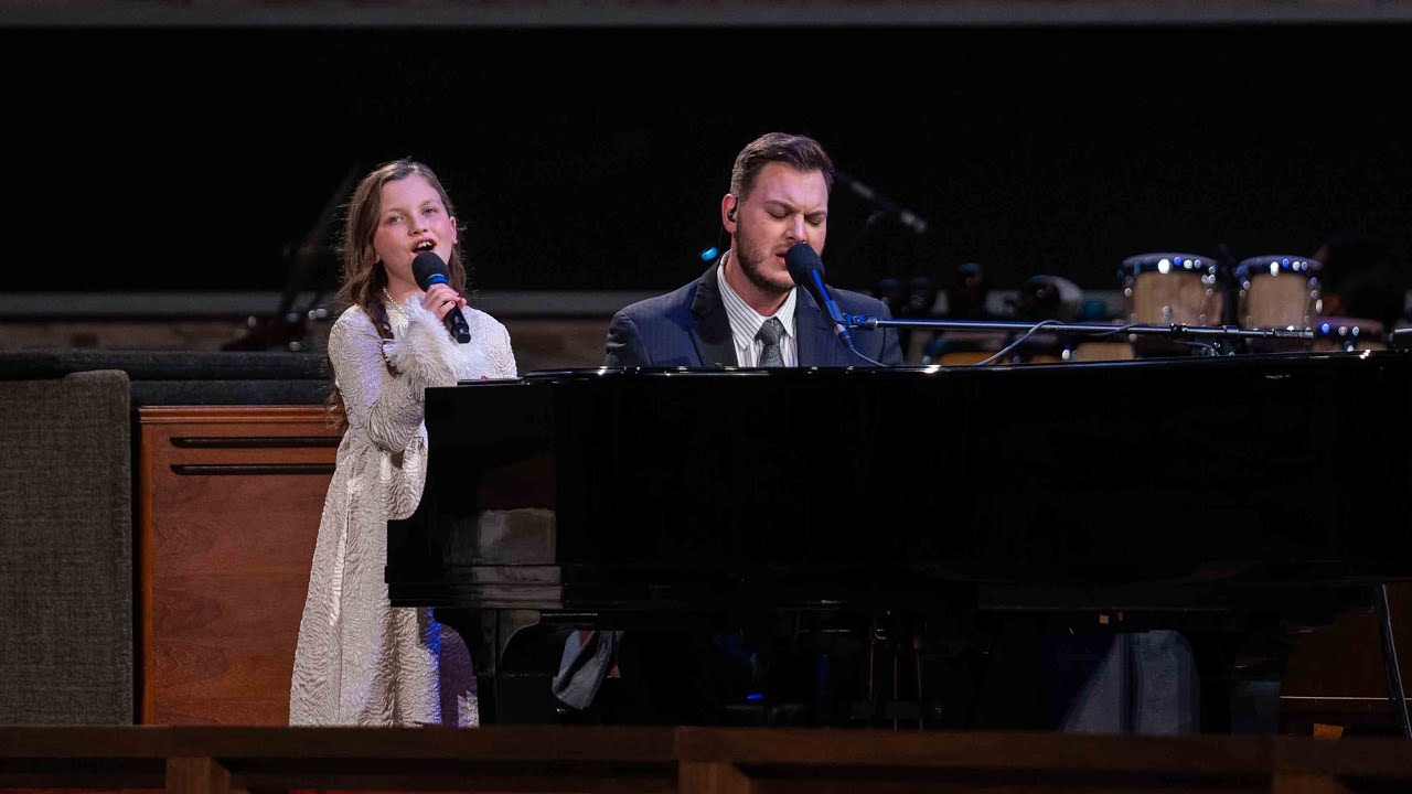 O Come, All Ye Faithful | Joseph and Jane Larson | FWC Christmas Special - YouTube