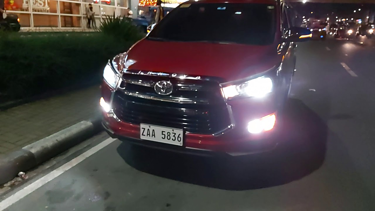 Toyota Innova 2018 Eyeliner with NRL nightime running light, signal ...