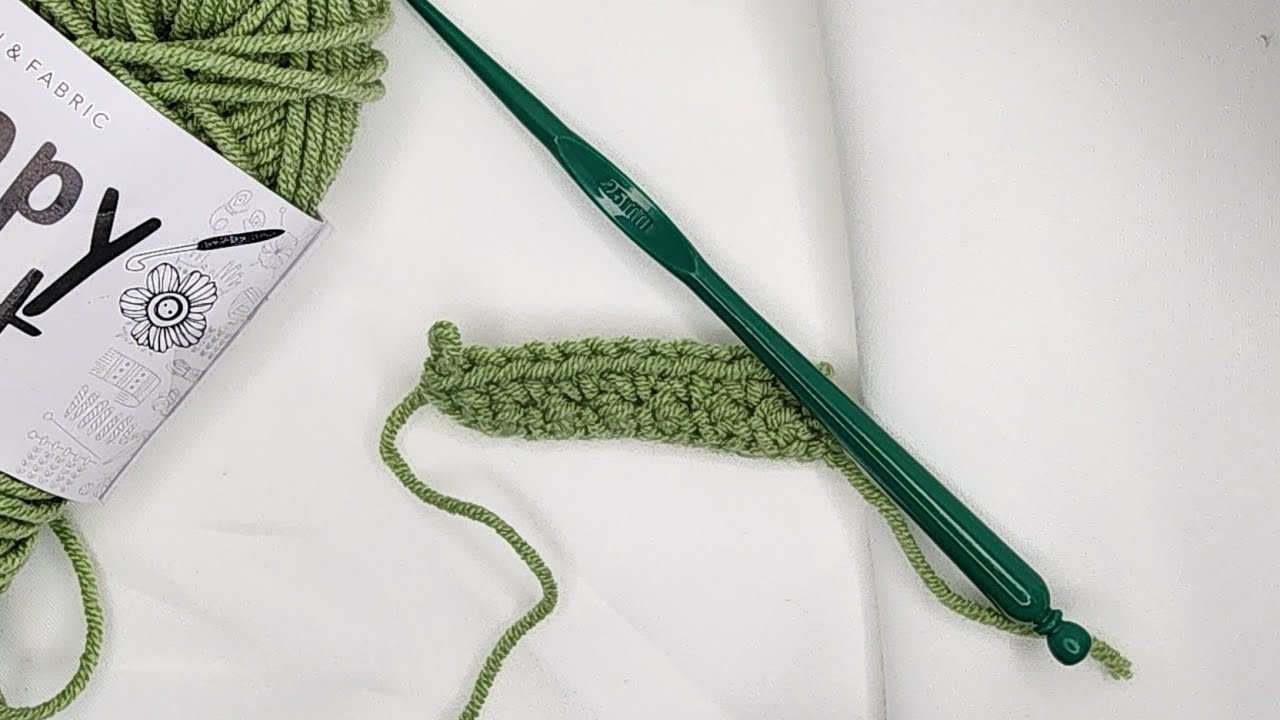 ถักไหมพรมสัญลักษณ์ V และ A สำหรับมือใหม่ | How to crochet Increase and Decrease for beginner ...