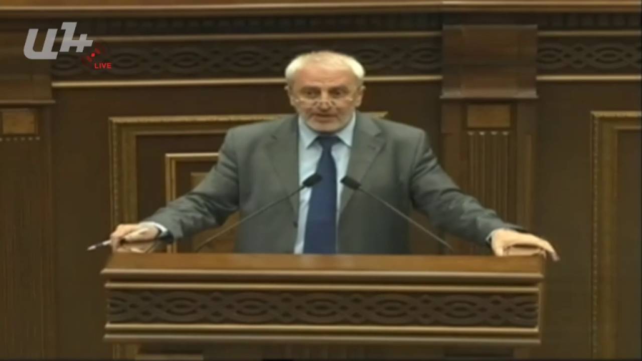 Լեզվակռիվ՝ Հերմինե Նաղդալյանի և Արամ Մանուկյանի միջեւ Youtube