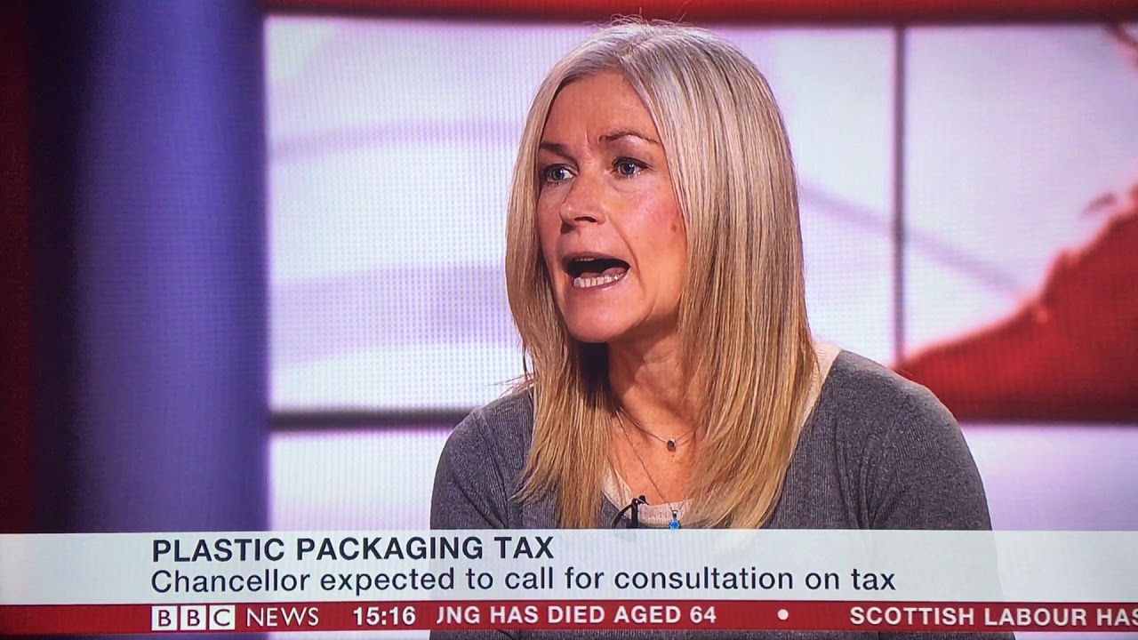 Paula Owen talking about #PointlessPlastics - YouTube