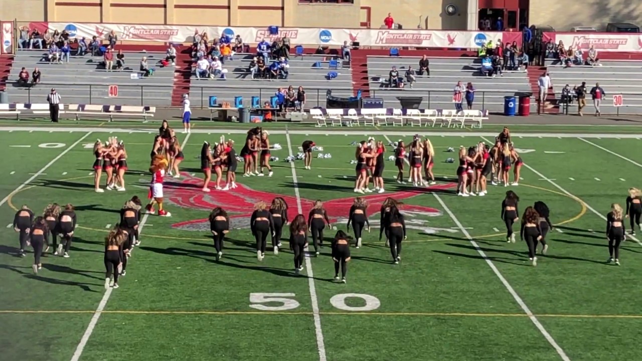 Cheer and Dance Homecoming Half-Time Performance - YouTube