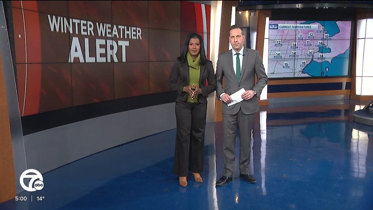 WXYZ | 7 News Detroit at 5pm - Headlines, Open and Closing - January 29 ...