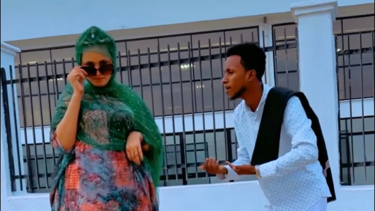 Comming soom Cabdiwali xasan dhuux iyo ubax darajo dhaanto minjo dhuub ...