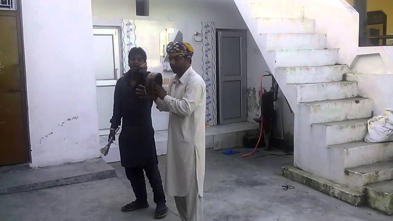 poor people collect money by singing song door to door (INDIAN ...