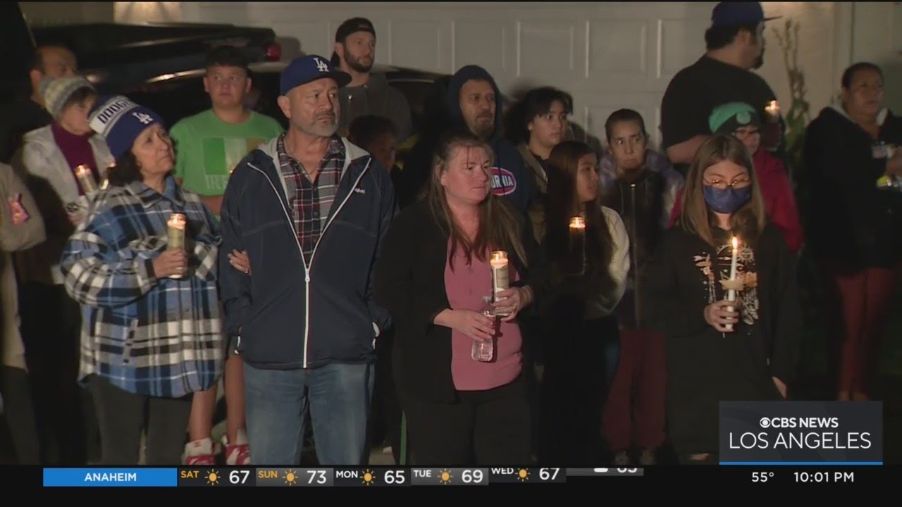 Vigil held for family of three killed in Riverside - YouTube