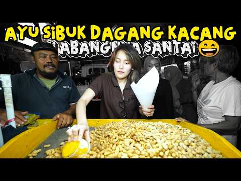 KAGET ADA AYU TING TING JUALAN KACANG REBUS DI PINGGIR JALAN!!!