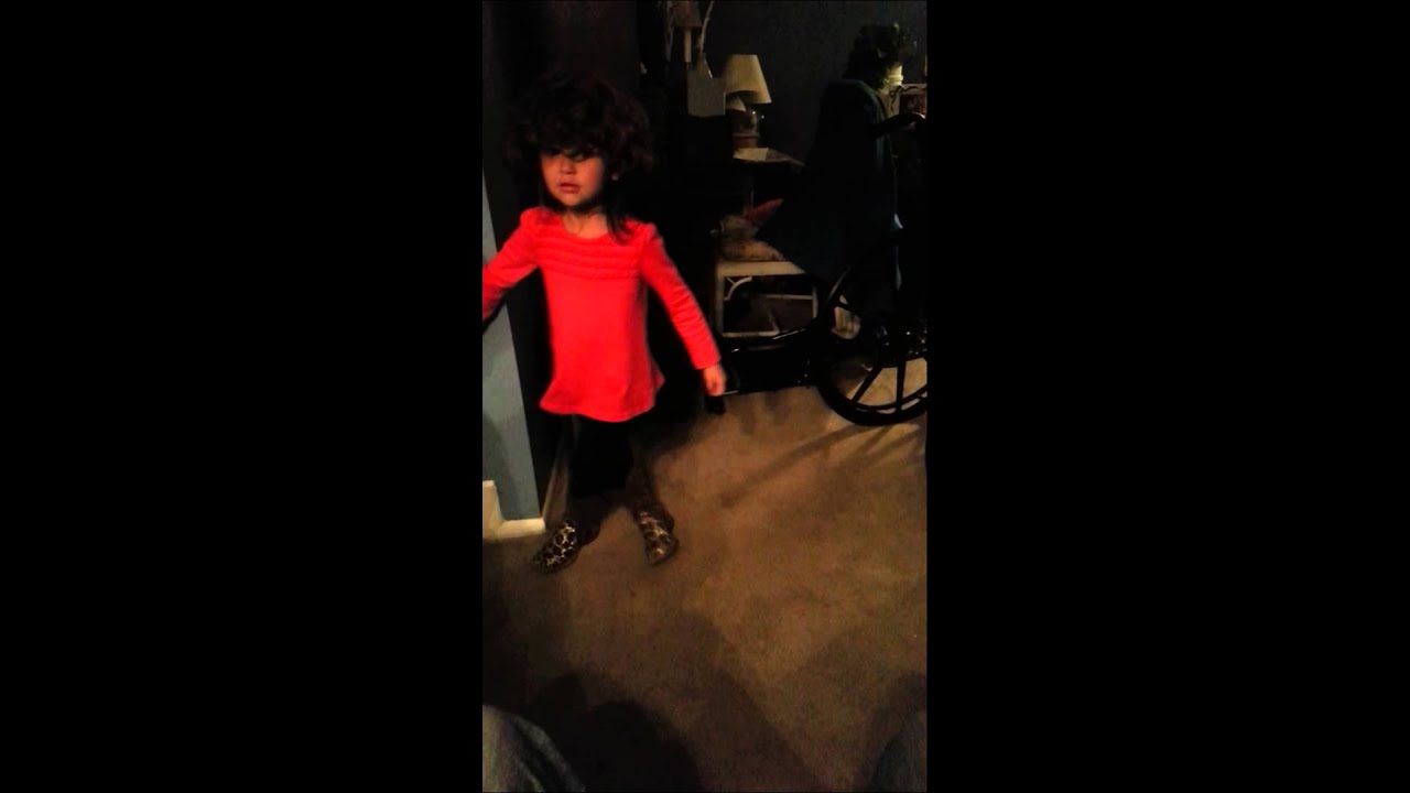 Frozen, anna madison with frankie - YouTube