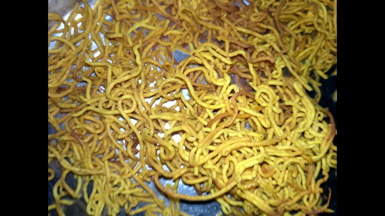 Aloo Sev recipe ll aloo bhujiya recipe ll bikaneri namkeen Sev aloo ...