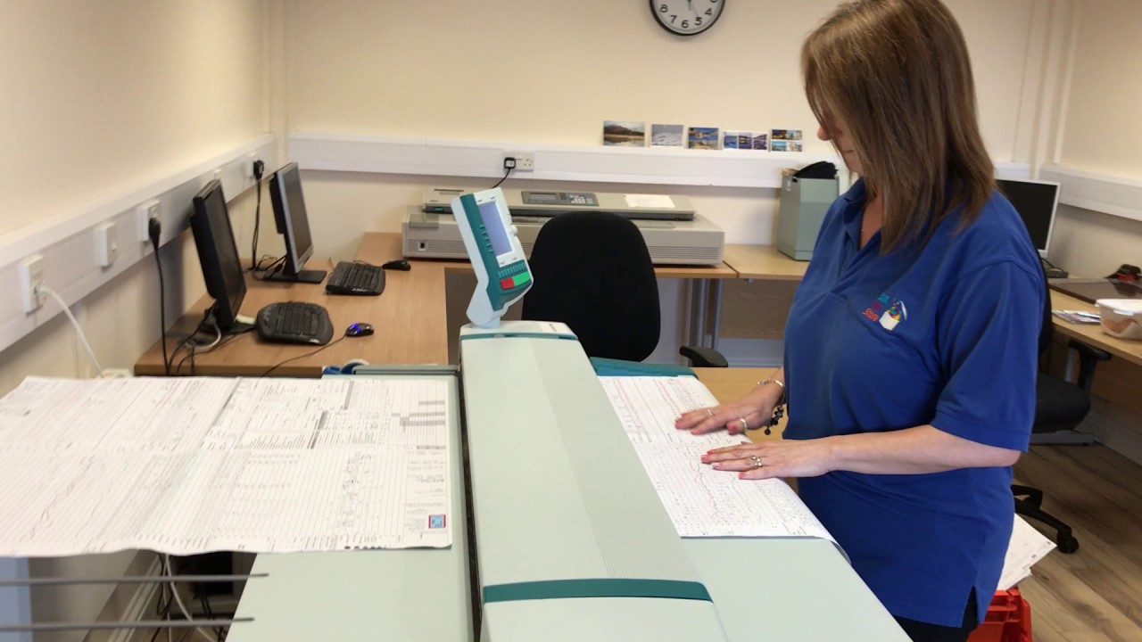 Canon Océ TC4XT Scanner in action - YouTube