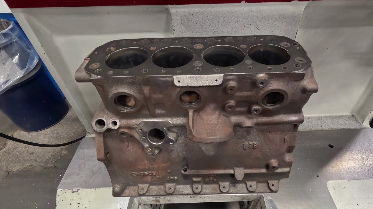MGB 1.8L ENGINE BLOCK RESURAFCING - YouTube