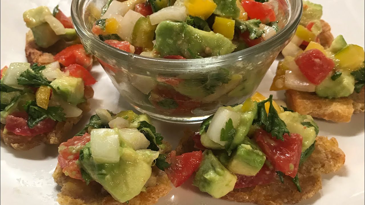 Airfried tostones with avocado salad (Appetizers) - YouTube