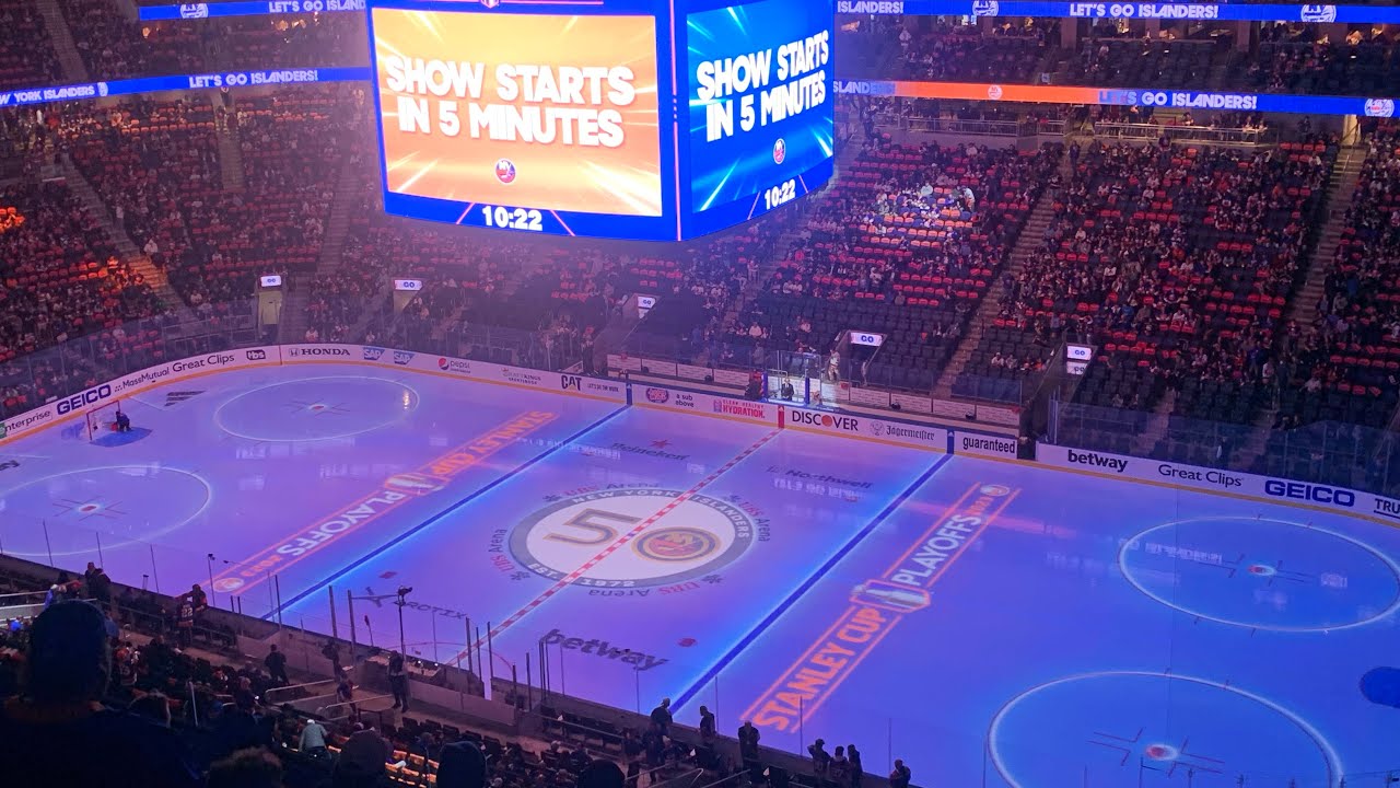New York Islanders win game 3 of the Stanley Cup Playoffs 5-1. My first ...