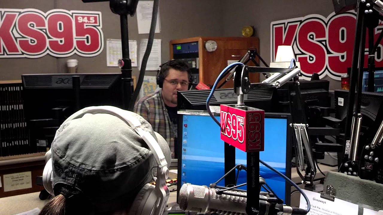 3 Song Showdown - Morning Show vs. Afternoon Show - YouTube