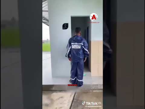 INI PARAH II BOCIL SMP BERDUAAN DI KAMAR MANDI MASJID