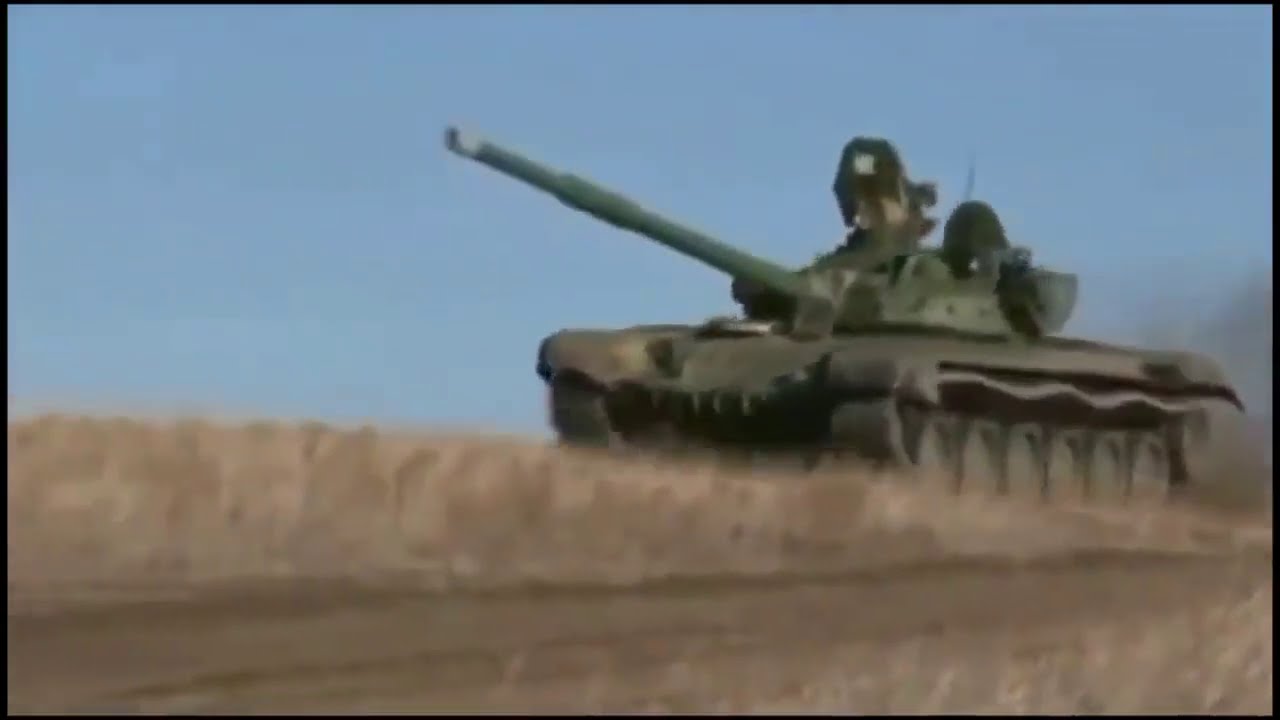 Russian tanks drift - YouTube