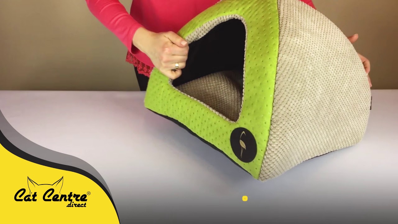 CatCentre® Handmade Cat Pyramid Bed Luxury - YouTube