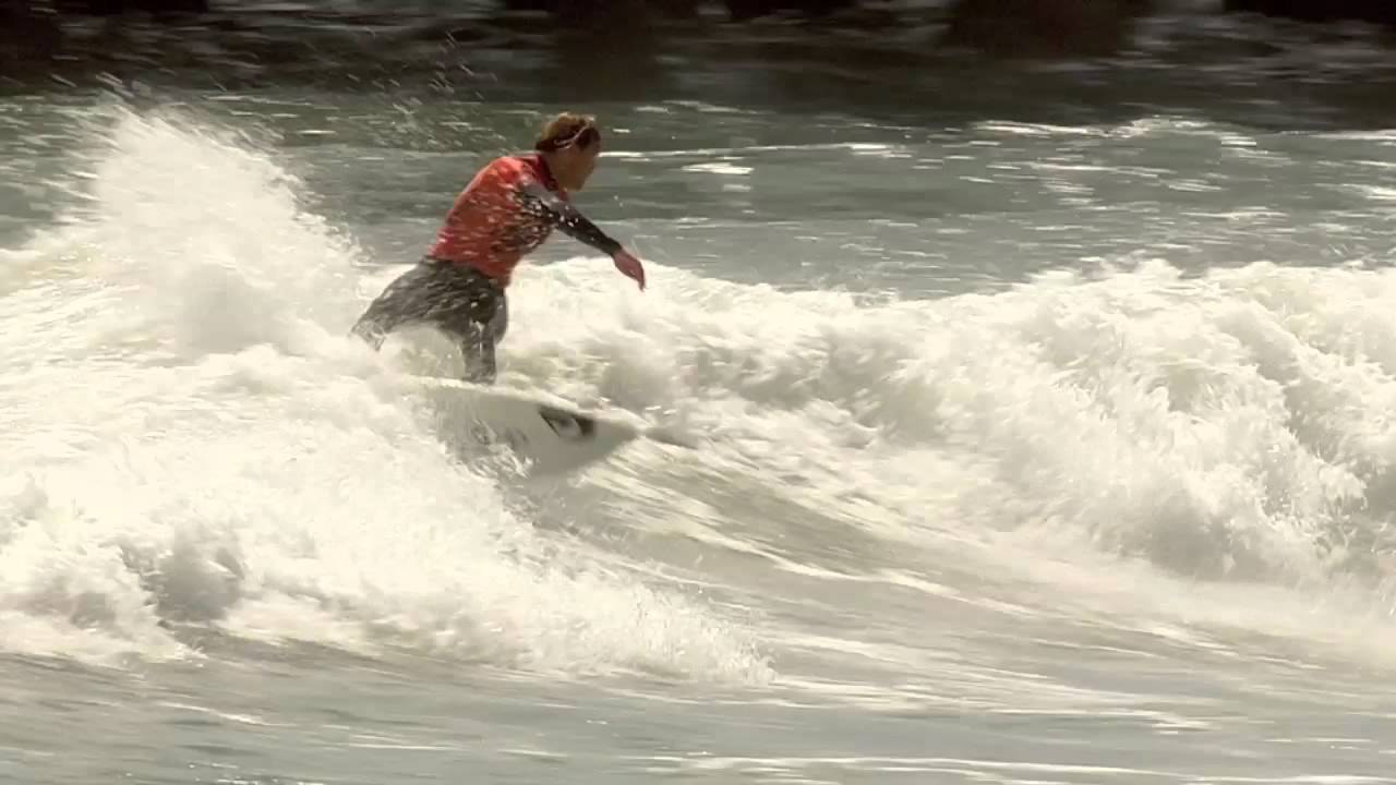 NIKE US OPEN OF SURFING RND 1 - 2011 - YouTube
