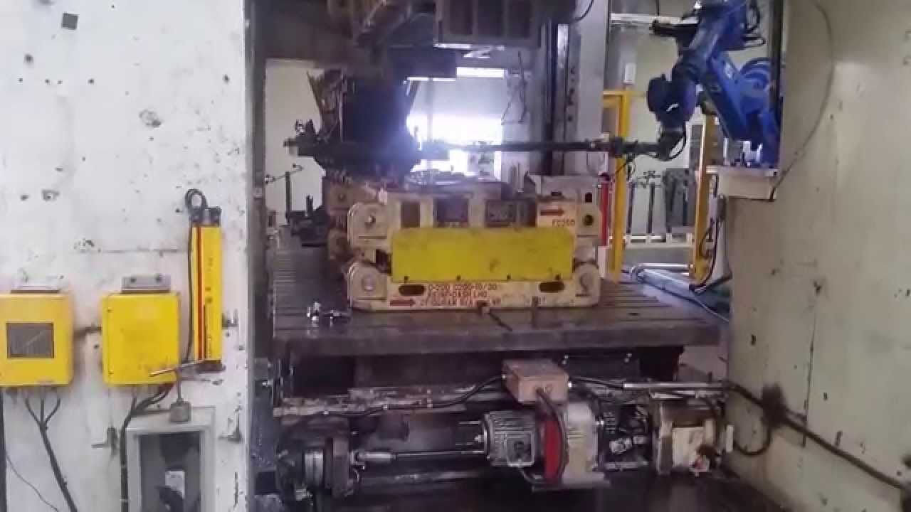 Danly 1000ton mechanical press - YouTube