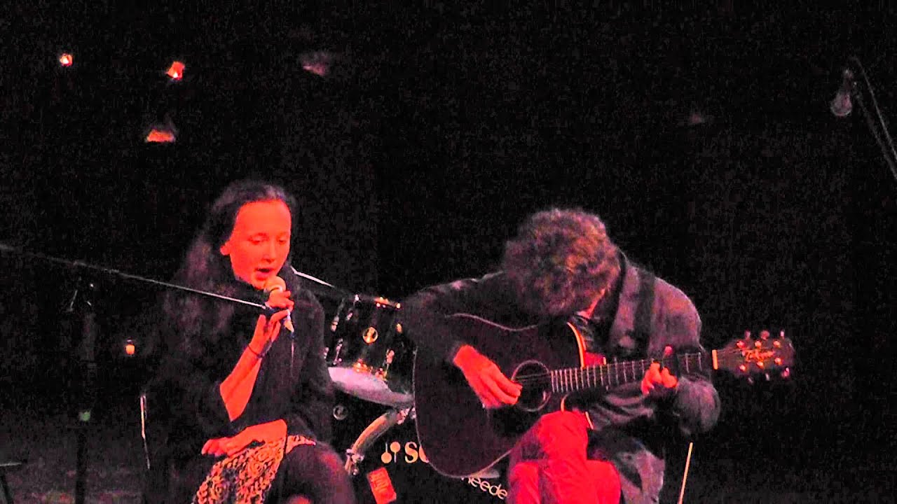 Maria Liive VHK Vabalava 2013 sügis - YouTube