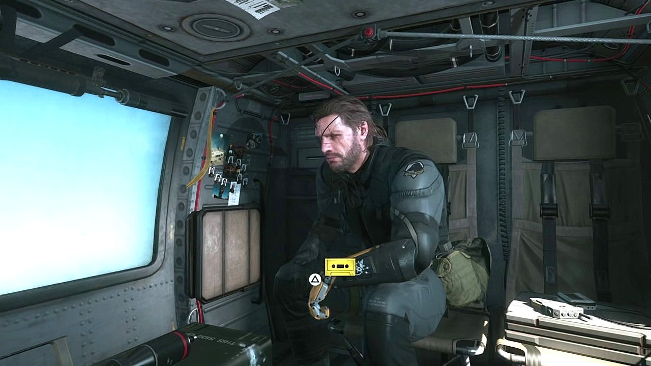 MGSV: TPP: Sneaking Suits Vs Camo - YouTube