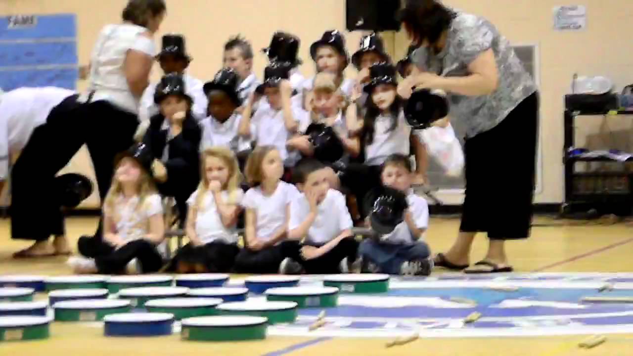 Nebo Elementary School-Kindergarten Graduation-I Wanna be a Part of it ...