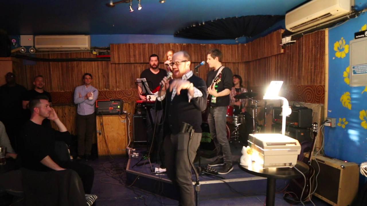 Kyle's Karaoke Korner: Andrew Hampp sings Jade "Every Day of the Week ...