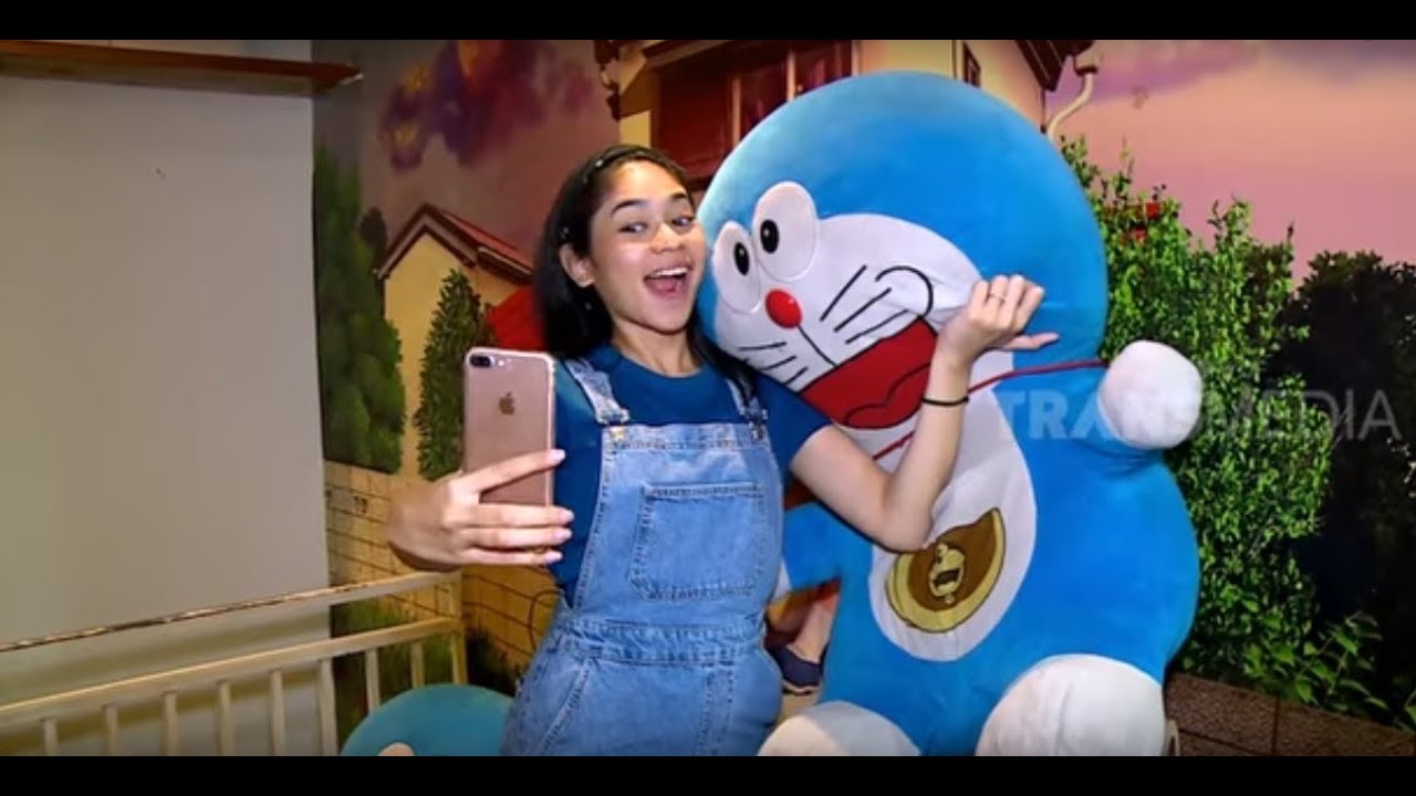 Suka Doraemon? Nih, Cafe Serba Doraemon di D'moners Home Bandung - YouTube