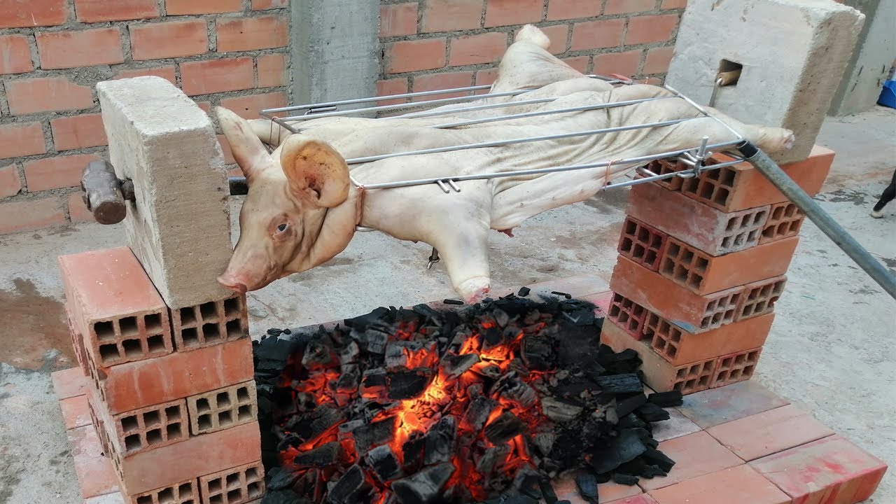 CHANCHO ASADO AL PALO - YouTube