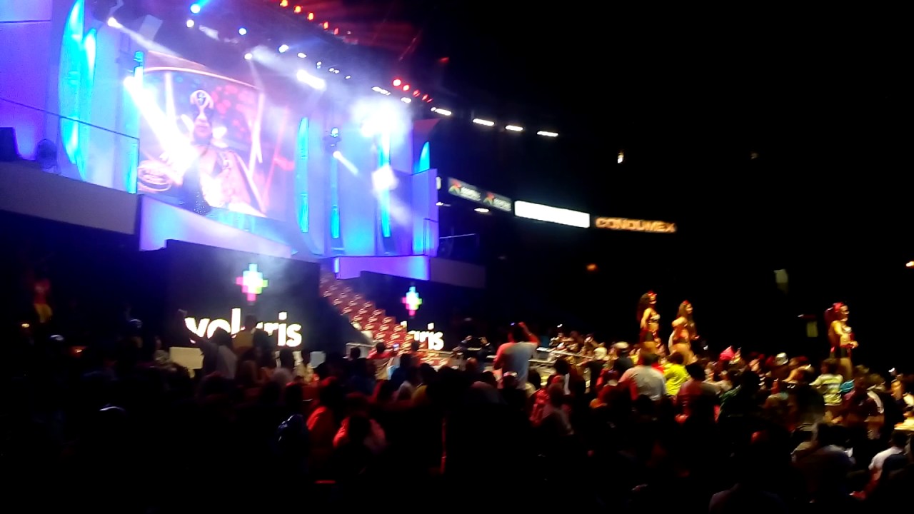 Entrada ATLANTIS Arena Mexico - YouTube