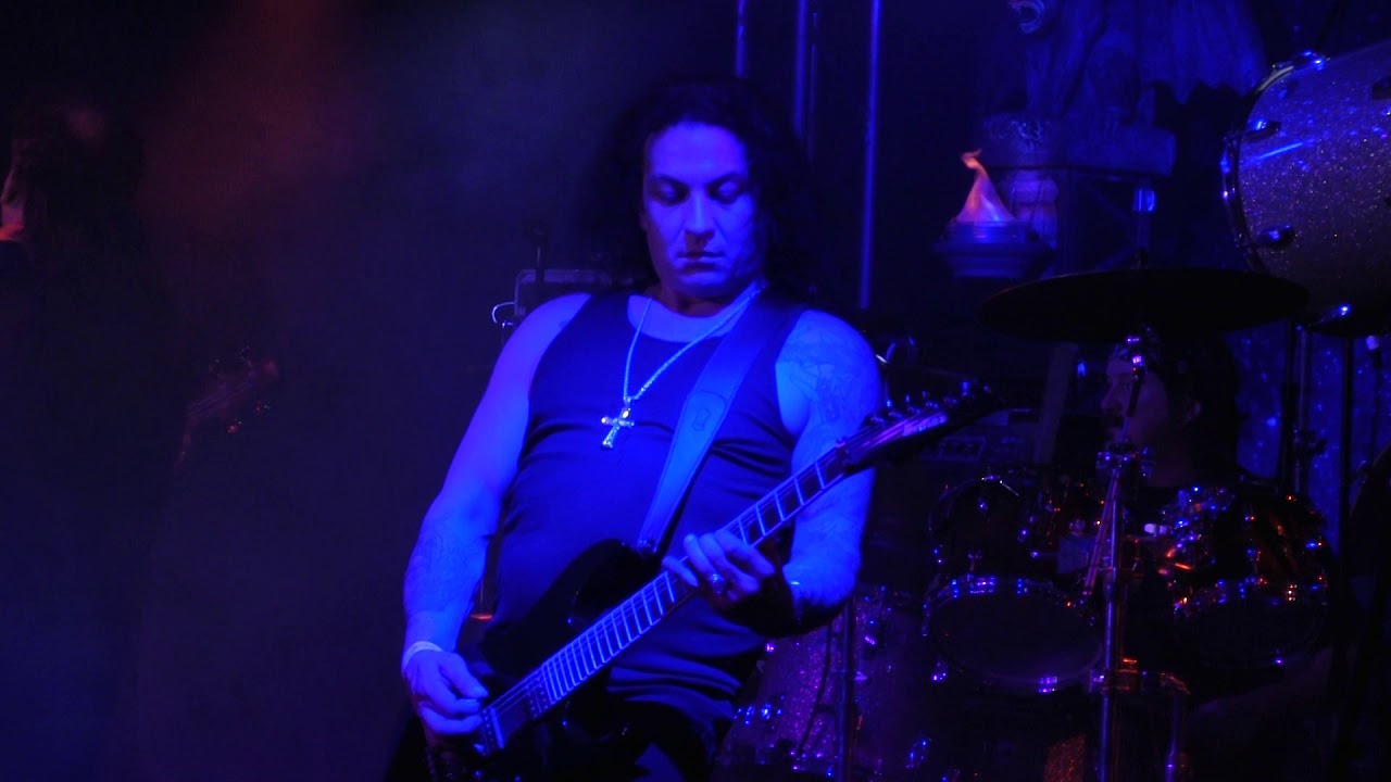 Dio Resurrection The Canyon Holy Diver - YouTube