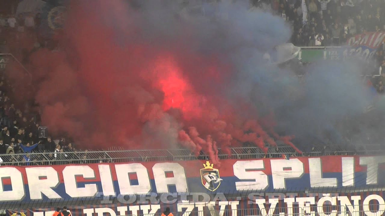 Torcida Split // Hajduk Split - Rijeka 1:1 - YouTube