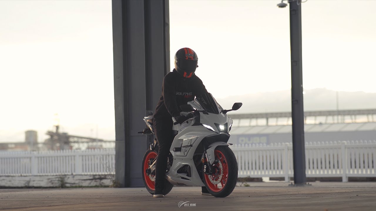 2023 YAMAHA YZF-R7 GEN 2 - INTENSITY WHITE (CINEMATIC FILM) - YouTube