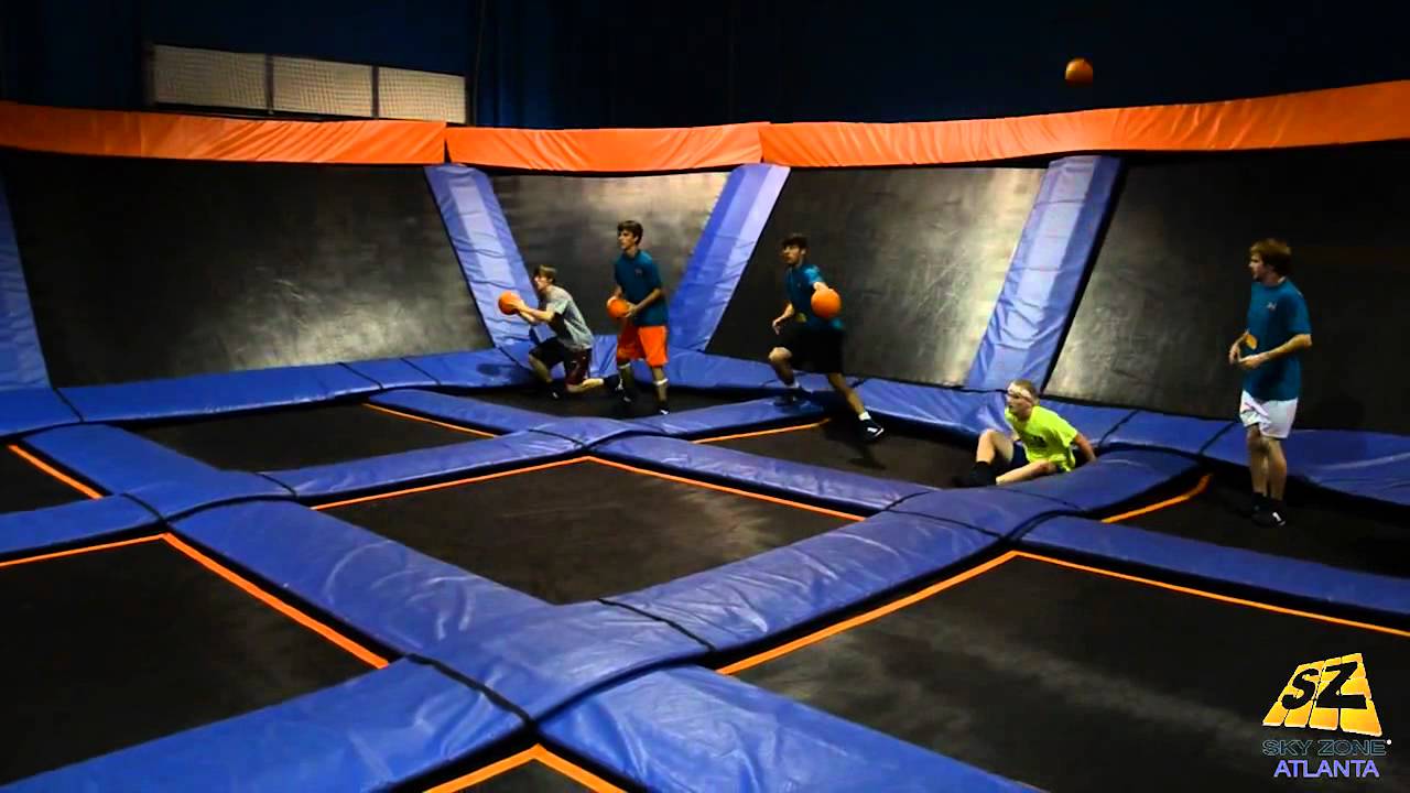 Sky Zone Atlanta - DodgeBall (Suwanee, Georgia) - YouTube