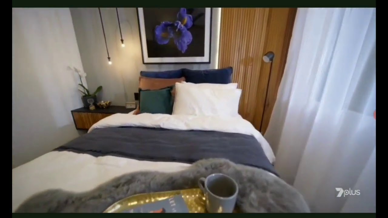 Blue Iris as seen on House Rules High Stakes 2020 - YouTube