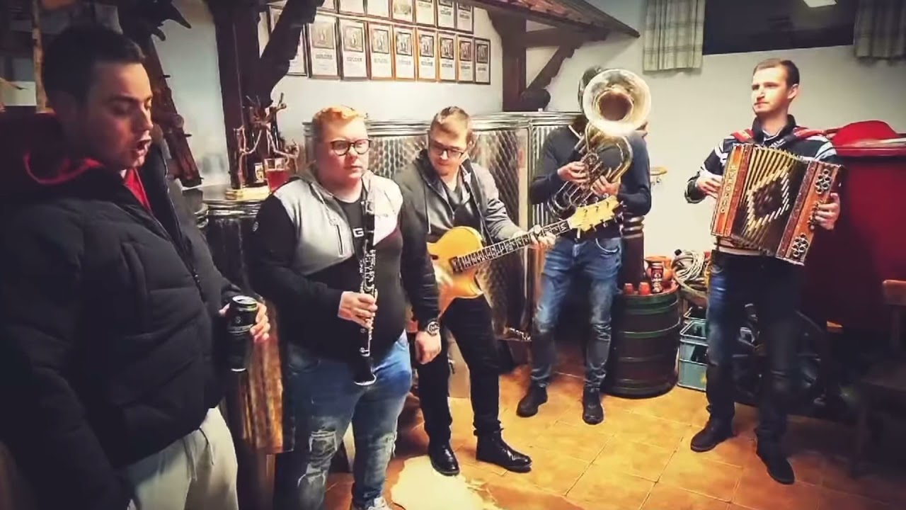 Ansambel Pik - Stari panj (Bratje iz Oplotnice) - YouTube