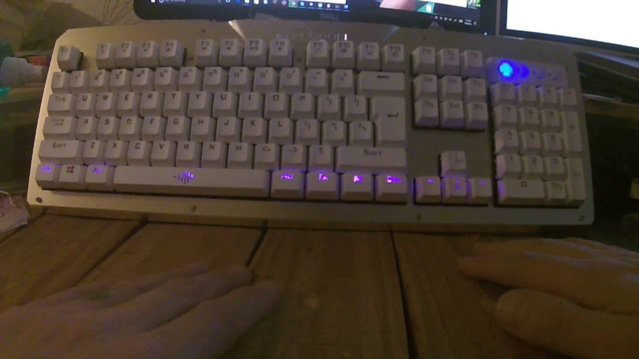 Moobom Mechanical Keyboard - YouTube
