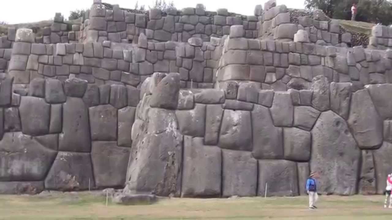 Misterio de las gigantescas piedras en Saqsaywaman, Cusco, Perú - YouTube