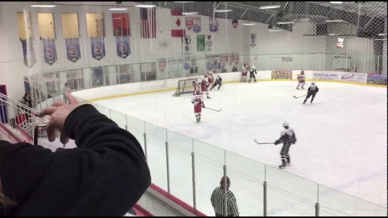 Josh Testerman, #21 F TI Selects 16U, plays defense on a late shift to ...