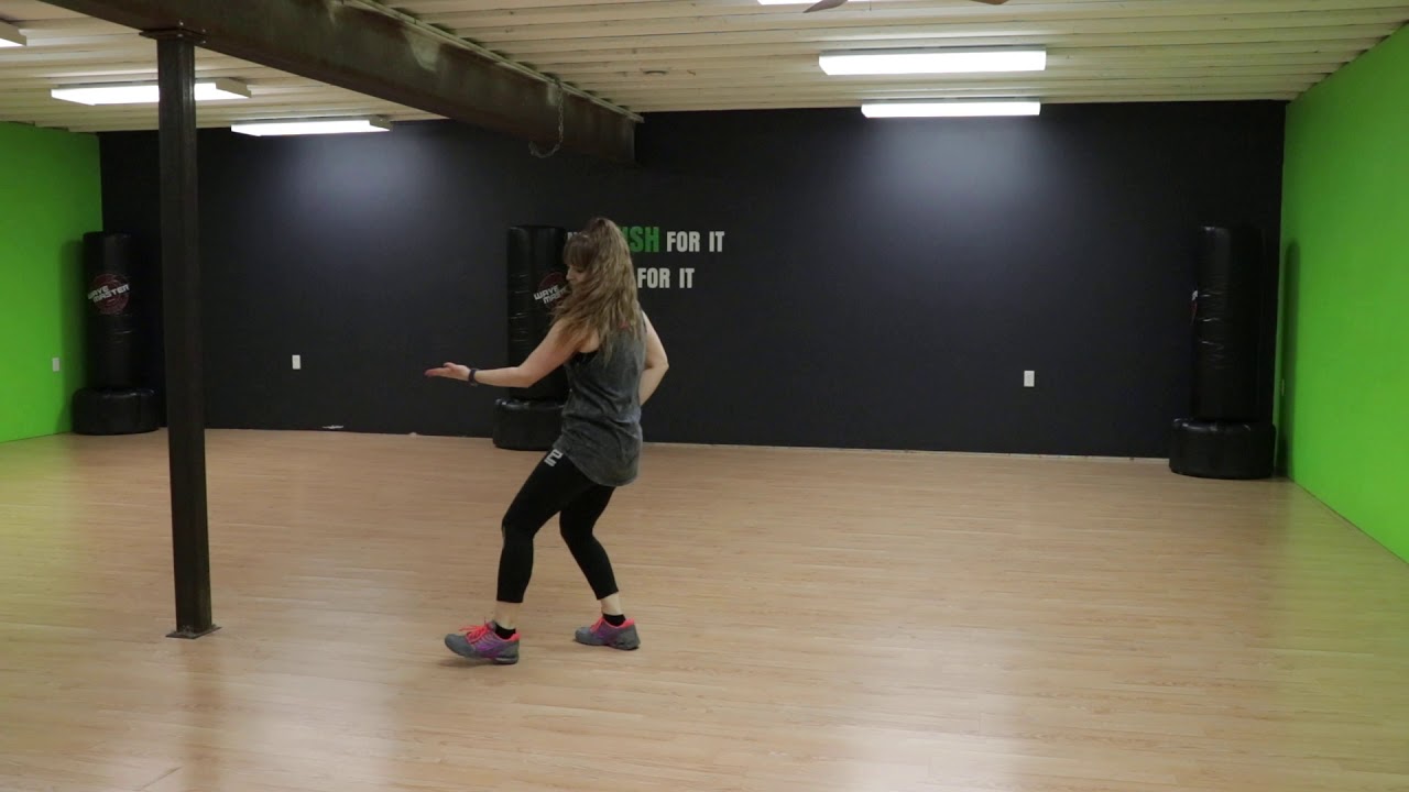 Walking In A Winter Wonderland | Zumba | Christmas | Jon Secada - YouTube