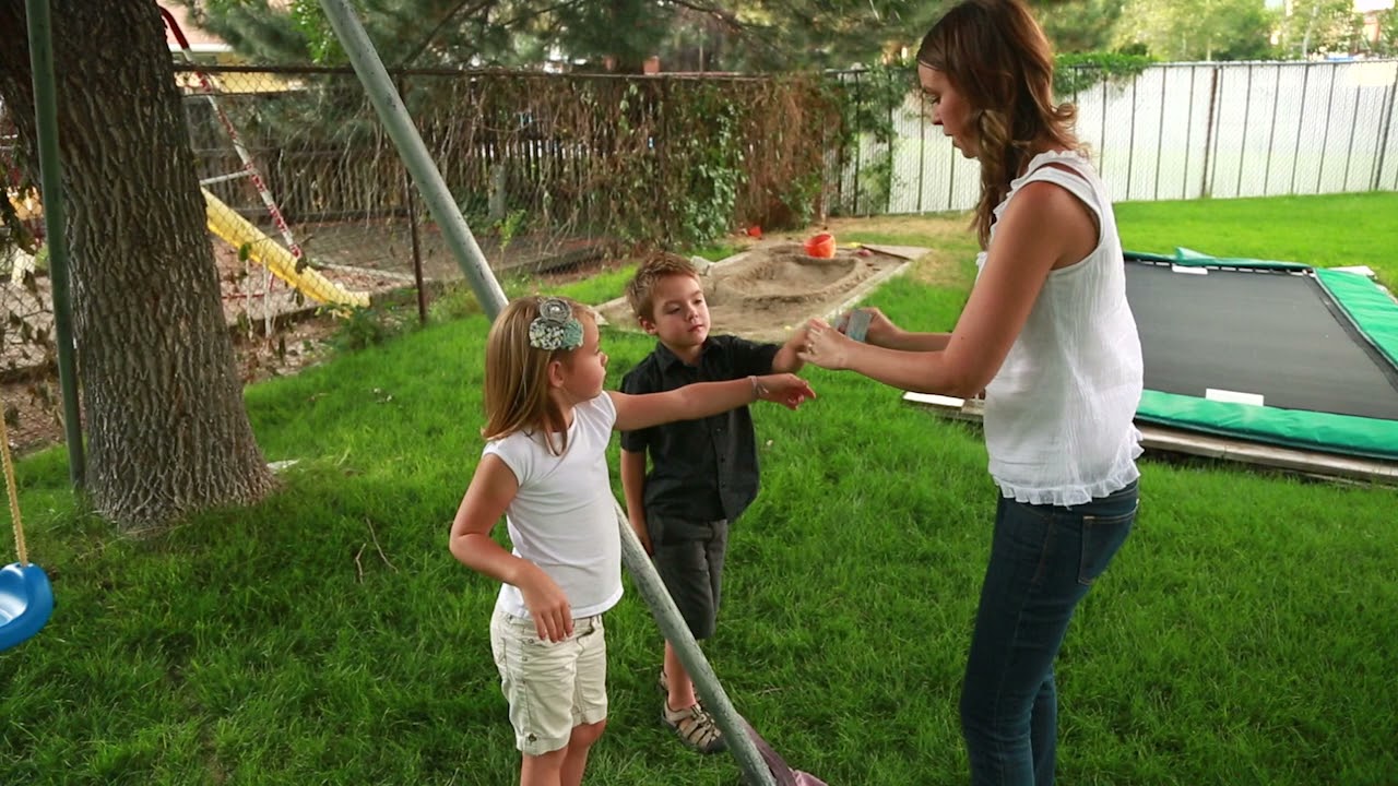 BIOMEGA Jr de USANA - YouTube