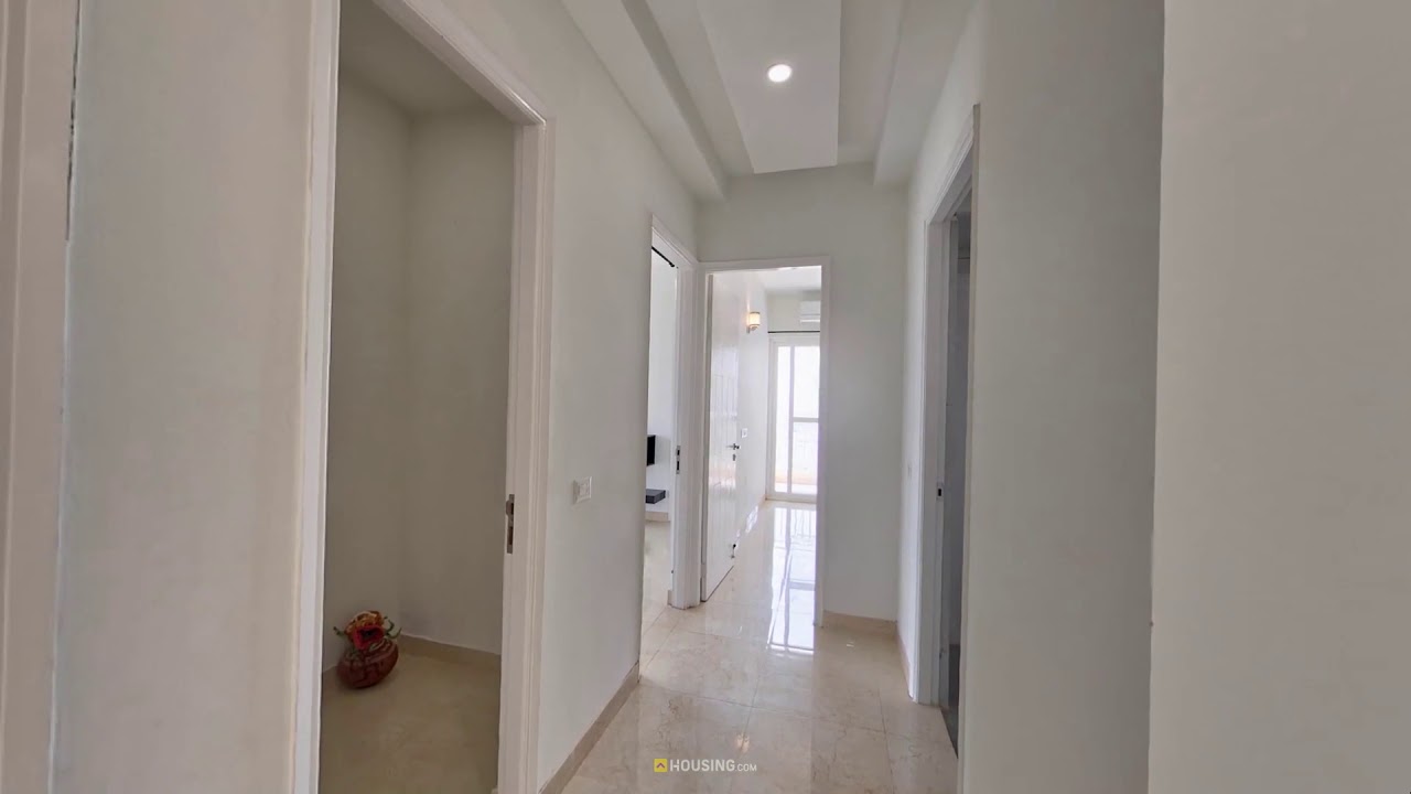 CIVITECH STADIA | RESIDENTIAL LUXURY FLATS IN NOIDA | READY TO MOVE 2/3 ...