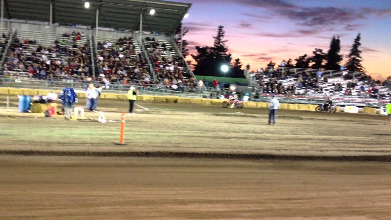 Beau Santa Rosa Short track - YouTube