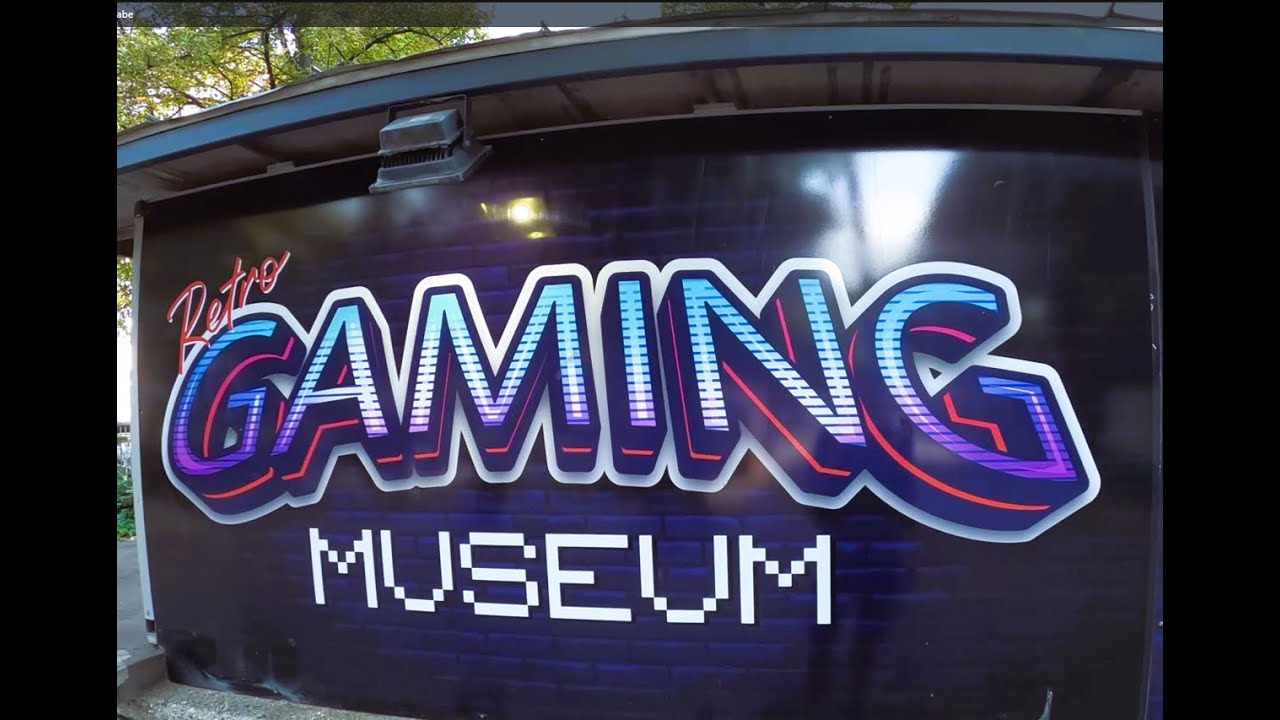 Besuch im Retro Gaming Museum in Wien :D - YouTube