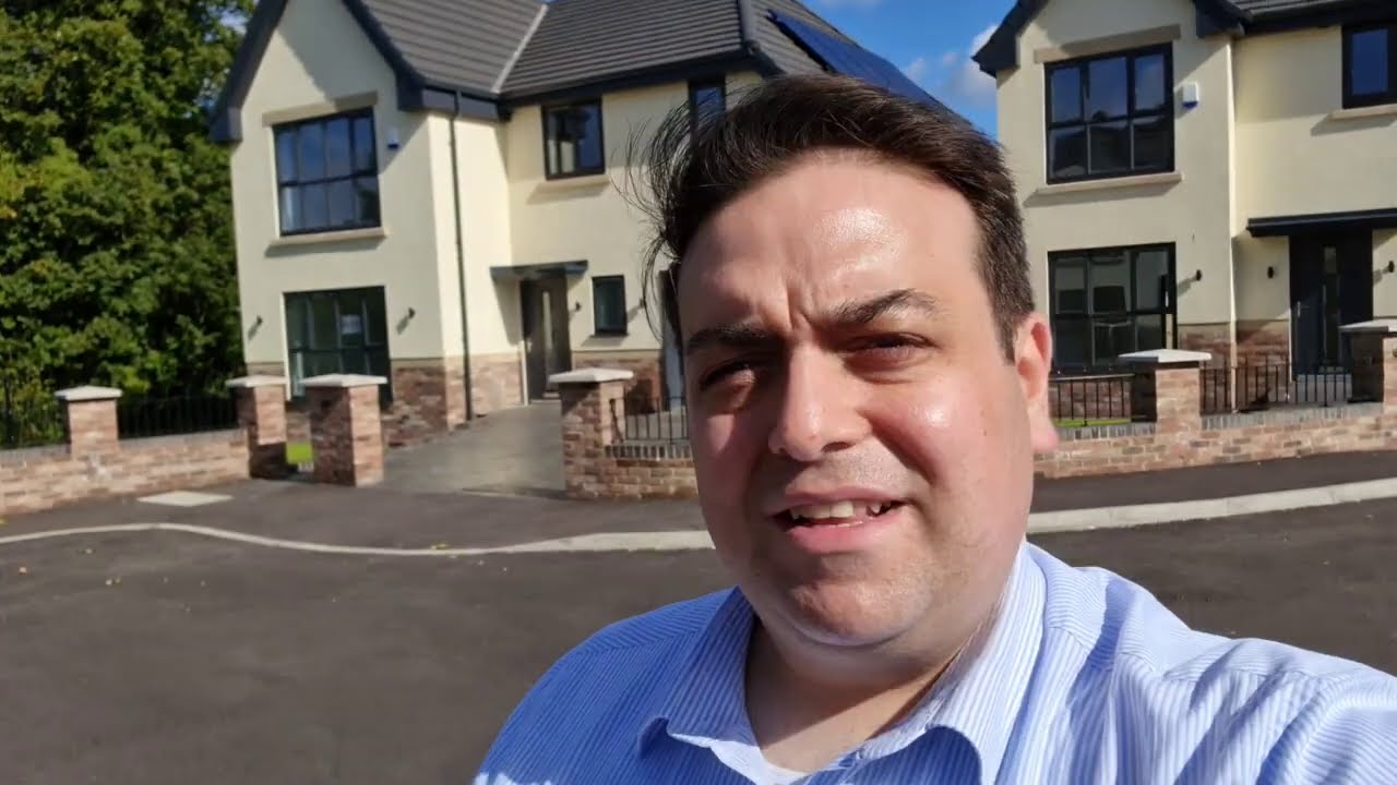 Welcome to Alan Womack Close - A guided tour of these luxury newly ...