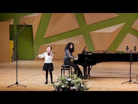 Berio 9, Marta Yehudin (9 years old), Natalia Grines - p-no