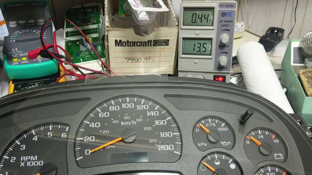 2005 GM cluster - YouTube