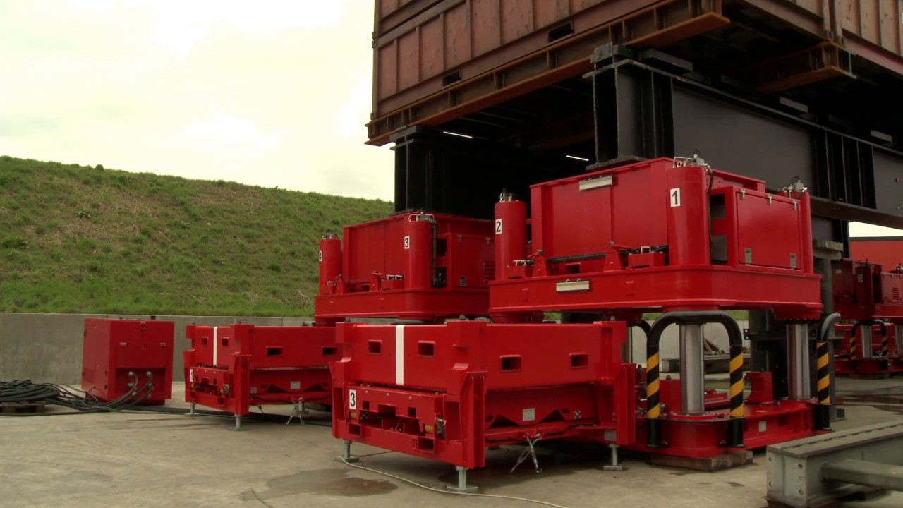 Extending the Height of a STS(Container Crane) with a Push-Up system ...