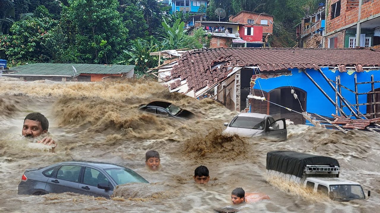 8 LARGEST Flash Floods caught on camera - YouTube